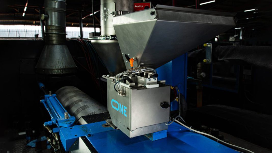 Benefits of Using Gravimetric Dosing Devices for Extrusion Processes ...